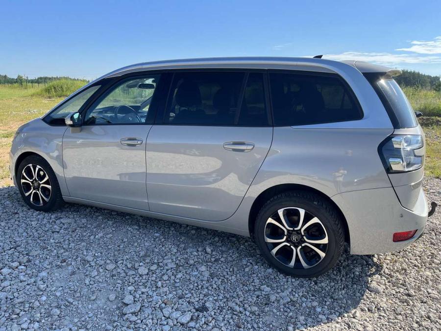 Brūns Citroen Grand C4 SpaceToure 2020 Viļņa, ar dzinēja tilpumu 1.50 L un nobraukumu 144 tūkst. km par 11500 €, foto 18 vietnē AUTOMOTO.COM.LV