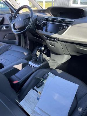 Brūns Citroen Grand C4 SpaceToure 2020 Viļņa, ar dzinēja tilpumu 1.50 L un nobraukumu 144 tūkst. km par 11500 €, foto 26 vietnē AUTOMOTO.COM.LV
