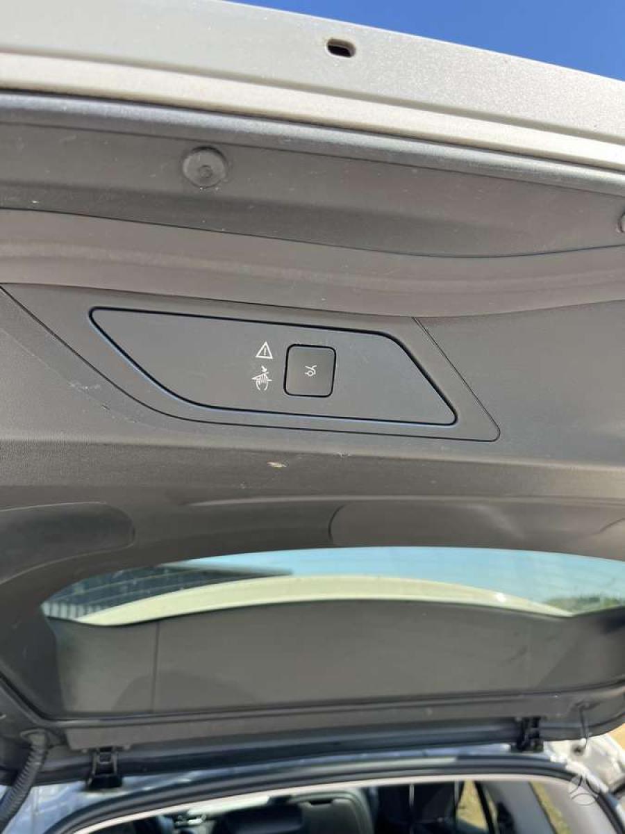 Brūns Citroen Grand C4 SpaceToure 2020 Viļņa, ar dzinēja tilpumu 1.50 L un nobraukumu 144 tūkst. km par 11500 €, foto 33 vietnē AUTOMOTO.COM.LV