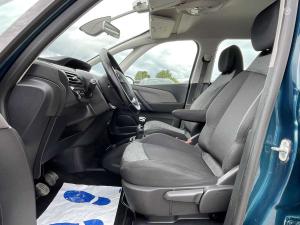 Green Citroen Grand C4 SpaceToure 2020 in Taurage, with an engine capacity of 1.50 L and mileage of 215 thousand km for 6700 €, photo 12 on AUTOMOTO.COM.LV