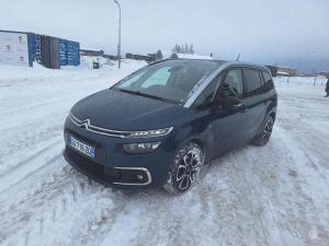 Zaļš Citroen Grand C4 SpaceToure 2021 Tauragė, ar dzinēja tilpumu 2.00 L un nobraukumu 285 tūkst. km par 9300 €, foto  vietnē AUTOMOTO.COM.LV