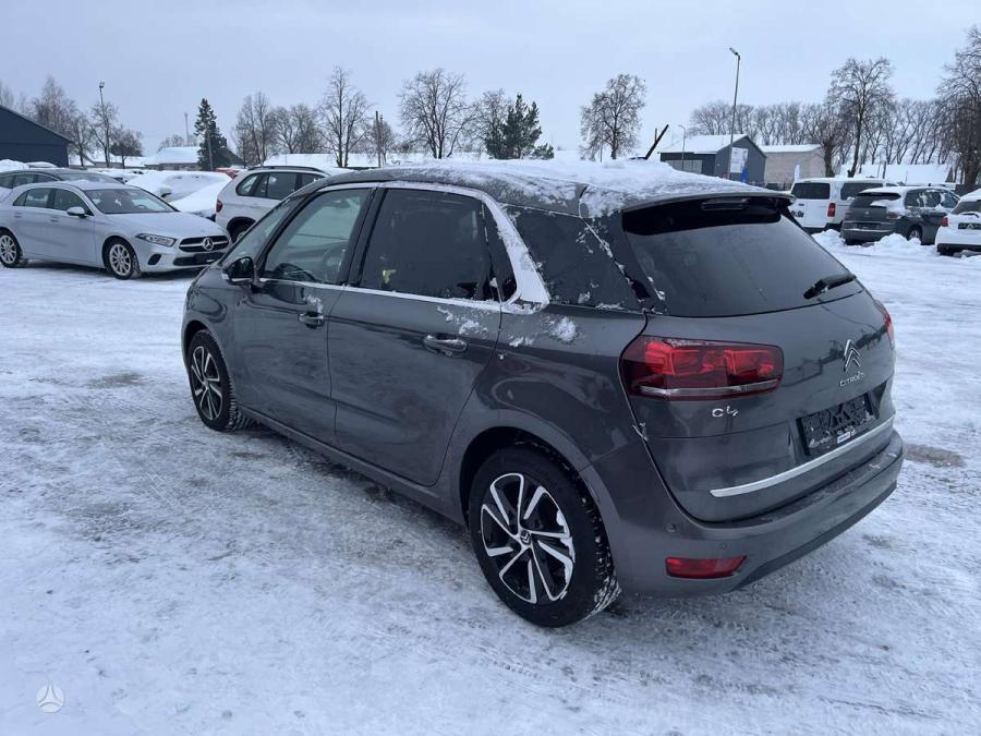 Grey Citroen Grand C4 SpaceToure 2017 in Taurage, with an engine capacity of 1.20 L and mileage of 172 thousand km for 6200 €, photo 14 on AUTOMOTO.COM.LV