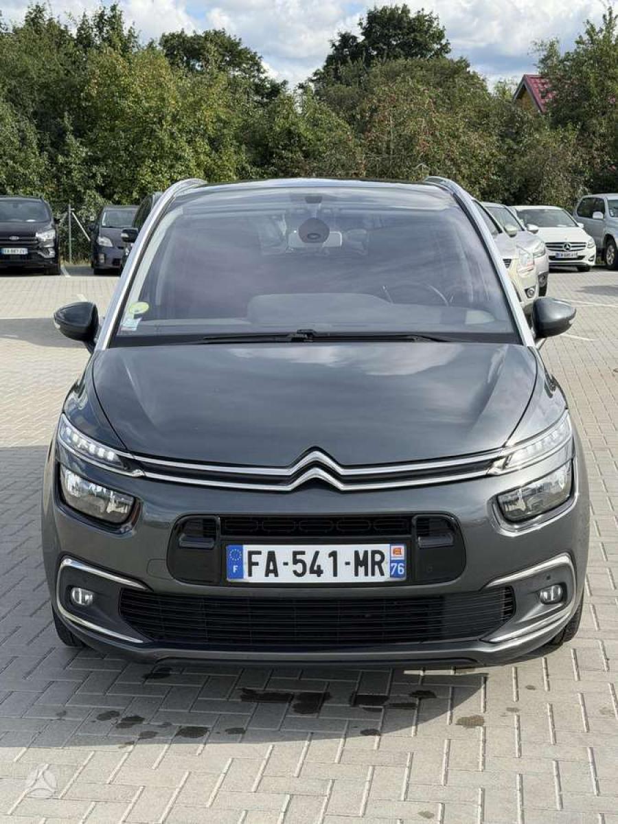 Pelēks Citroen Grand C4 SpaceToure 2017 Tauragė, ar dzinēja tilpumu 1.56 L un nobraukumu 215 tūkst. km par 5800 €, foto 4 vietnē AUTOMOTO.COM.LV