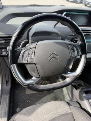 Pelēks Citroen Grand C4 SpaceToure 2017 Tauragė, ar dzinēja tilpumu 1.56 L un nobraukumu 215 tūkst. km par 5800 €, foto 11 vietnē AUTOMOTO.COM.LV