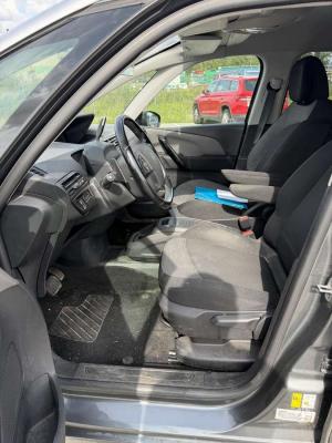 Pelēks Citroen Grand C4 SpaceToure 2017 Tauragė, ar dzinēja tilpumu 1.56 L un nobraukumu 215 tūkst. km par 5800 €, foto 13 vietnē AUTOMOTO.COM.LV