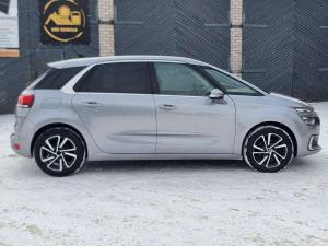 Grey Citroen Grand C4 SpaceToure 2018 in Taurage, with an engine capacity of 1.50 L and mileage of 181 thousand km for 7200 €, photo 2 on AUTOMOTO.COM.LV