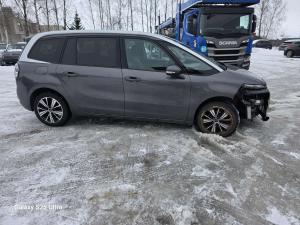 Grey Citroen Grand C4 SpaceToure 2018 in Ukmerge, with an engine capacity of 1.56 L and mileage of 170 thousand km for 6250 €, photo 4 on AUTOMOTO.COM.LV