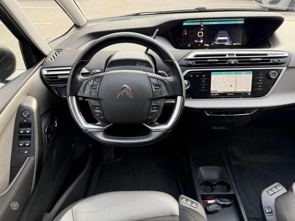 Grey Citroen Grand C4 SpaceToure 2019 in Kaunas, with an engine capacity of 1.50 L and mileage of 255 thousand km for 11490 €, photo 11 on AUTOMOTO.COM.LV
