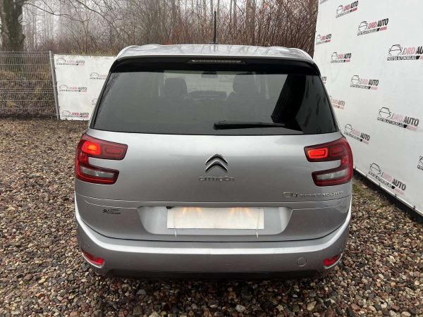 Grey Citroen Grand C4 SpaceToure 2019 in Vilnius, with an engine capacity of 1.50 L and mileage of 240 thousand km for 6900 €, photo 4 on AUTOMOTO.COM.LV