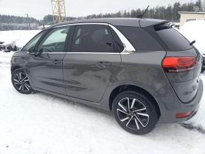 Pelēks Citroen Grand C4 SpaceToure 2019 Viļņa, ar dzinēja tilpumu 1.20 L un nobraukumu 156 tūkst. km par 7300 €, foto 5 vietnē AUTOMOTO.COM.LV