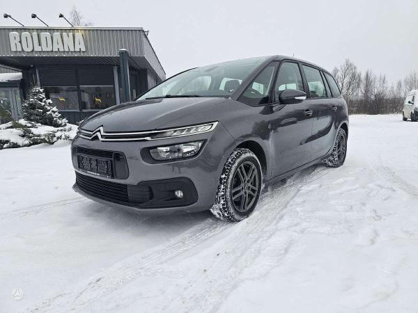 Grey Citroen Grand C4 SpaceToure 2019 in Pakruojis, with an engine capacity of 1.50 L and mileage of 178 thousand km for 7400 €, photo 1 on AUTOMOTO.COM.LV