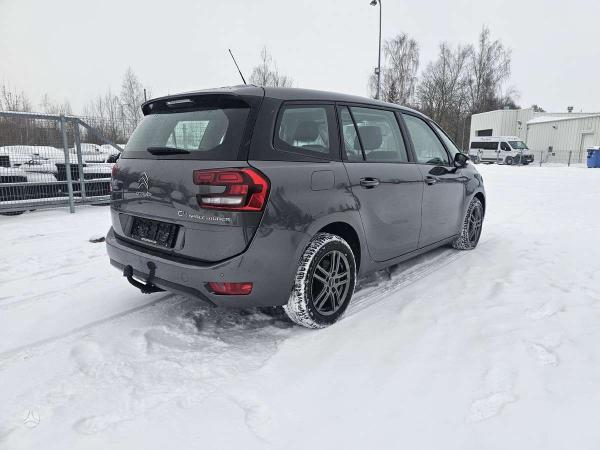 Grey Citroen Grand C4 SpaceToure 2019 in Pakruojis, with an engine capacity of 1.50 L and mileage of 178 thousand km for 7400 €, photo 3 on AUTOMOTO.COM.LV
