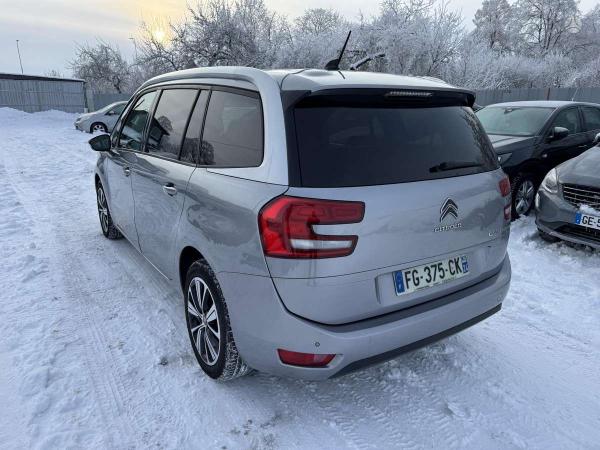Pelēks Citroen Grand C4 SpaceToure 2019 Tauragė, ar dzinēja tilpumu 1.20 L un nobraukumu 150 tūkst. km par 5700 €, foto 5 vietnē AUTOMOTO.COM.LV