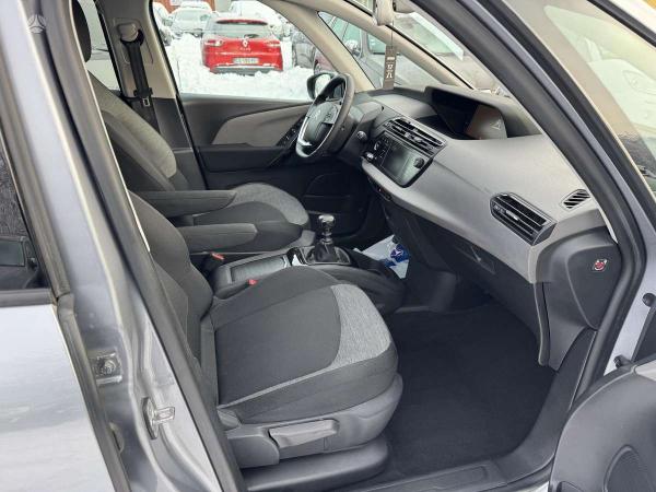 Pelēks Citroen Grand C4 SpaceToure 2019 Tauragė, ar dzinēja tilpumu 1.20 L un nobraukumu 150 tūkst. km par 5700 €, foto 8 vietnē AUTOMOTO.COM.LV