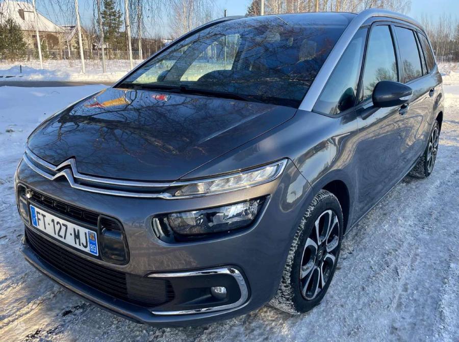 Grey Citroen Grand C4 SpaceToure 2019 in Taurage, with an engine capacity of 1.50 L and mileage of 180 thousand km for 7999 €, photo 1 on AUTOMOTO.COM.LV