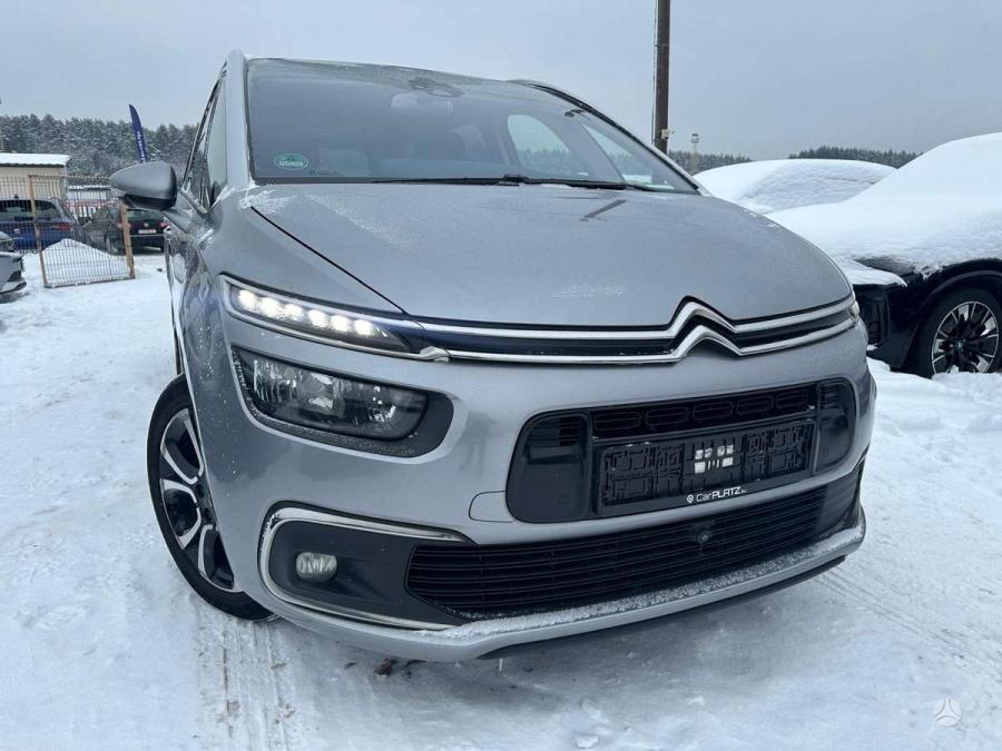 Pelēks Citroen Grand C4 SpaceToure 2019 Viļņa, ar dzinēja tilpumu 1.20 L un nobraukumu 203 tūkst. km par 8300 €, foto 4 vietnē AUTOMOTO.COM.LV