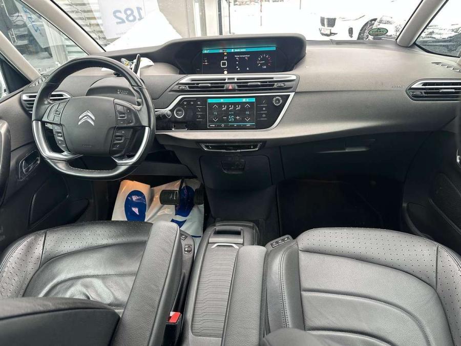 Pelēks Citroen Grand C4 SpaceToure 2019 Viļņa, ar dzinēja tilpumu 1.20 L un nobraukumu 203 tūkst. km par 8300 €, foto 18 vietnē AUTOMOTO.COM.LV