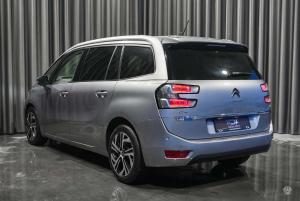 Pelēks Citroen Grand C4 SpaceToure 2019 Marijampole, ar dzinēja tilpumu 1.50 L un nobraukumu 115 tūkst. km par 8950 €, foto 8 vietnē AUTOMOTO.COM.LV