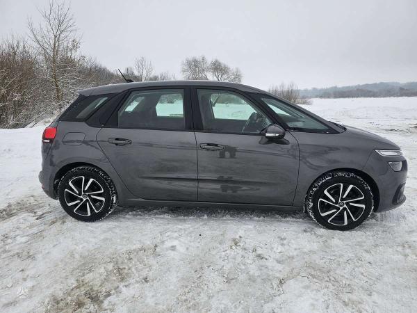 Grey Citroen Grand C4 SpaceToure 2019 in Taurage, with an engine capacity of 1.50 L and mileage of 266 thousand km for 7000 €, photo 8 on AUTOMOTO.COM.LV