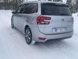 Grey Citroen Grand C4 SpaceToure 2019 in Panevezys, with an engine capacity of 1.50 L and mileage of 197 thousand km for 7150 €, photo 4 on AUTOMOTO.COM.LV