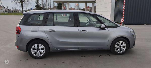 Grey Citroen Grand C4 SpaceToure 2019 in Taurage, with an engine capacity of 1.50 L and mileage of 224 thousand km for 6300 €, photo 6 on AUTOMOTO.COM.LV