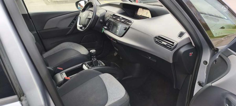 Pelēks Citroen Grand C4 SpaceToure 2019 Tauragė, ar dzinēja tilpumu 1.50 L un nobraukumu 224 tūkst. km par 6300 €, foto 12 vietnē AUTOMOTO.COM.LV