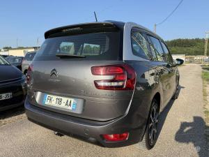 Pelēks Citroen Grand C4 SpaceToure 2019 Viļņa, ar dzinēja tilpumu 1.50 L un nobraukumu 210 tūkst. km par 6300 €, foto 5 vietnē AUTOMOTO.COM.LV