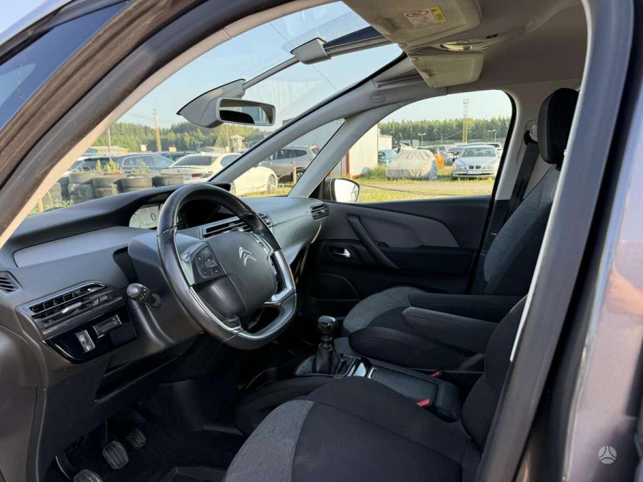 Pelēks Citroen Grand C4 SpaceToure 2019 Viļņa, ar dzinēja tilpumu 1.50 L un nobraukumu 210 tūkst. km par 6300 €, foto 10 vietnē AUTOMOTO.COM.LV
