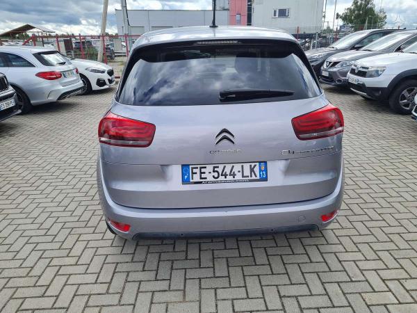 Pelēks Citroen Grand C4 SpaceToure 2019 Tauragė, ar dzinēja tilpumu 1.20 L un nobraukumu 155 tūkst. km par 5650 €, foto 10 vietnē AUTOMOTO.COM.LV
