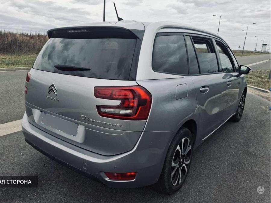 Pelēks Citroen Grand C4 SpaceToure 2020 Viļņa, ar dzinēja tilpumu 1.50 L un nobraukumu 191 tūkst. km par 7800 €, foto 6 vietnē AUTOMOTO.COM.LV