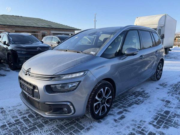 Grey Citroen Grand C4 SpaceToure 2020 in Kaunas, with an engine capacity of 1.20 L and mileage of 175 thousand km for 11500 €, photo 1 on AUTOMOTO.COM.LV