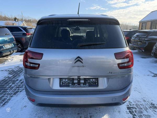 Grey Citroen Grand C4 SpaceToure 2020 in Kaunas, with an engine capacity of 1.20 L and mileage of 175 thousand km for 11500 €, photo 7 on AUTOMOTO.COM.LV