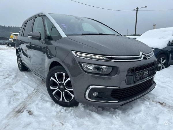 Pelēks Citroen Grand C4 SpaceToure 2020 Viļņa, ar dzinēja tilpumu 1.20 L un nobraukumu 179 tūkst. km par 8900 €, foto 9 vietnē AUTOMOTO.COM.LV