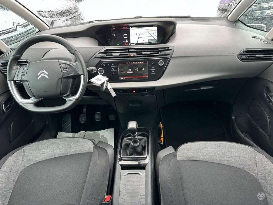Pelēks Citroen Grand C4 SpaceToure 2020 Viļņa, ar dzinēja tilpumu 1.20 L un nobraukumu 179 tūkst. km par 8900 €, foto 26 vietnē AUTOMOTO.COM.LV