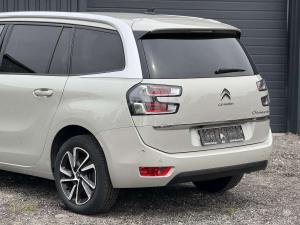 Grey Citroen Grand C4 SpaceToure 2021 in Kaunas, with an engine capacity of 1.50 L and mileage of 251 thousand km for 9300 €, photo 9 on AUTOMOTO.COM.LV
