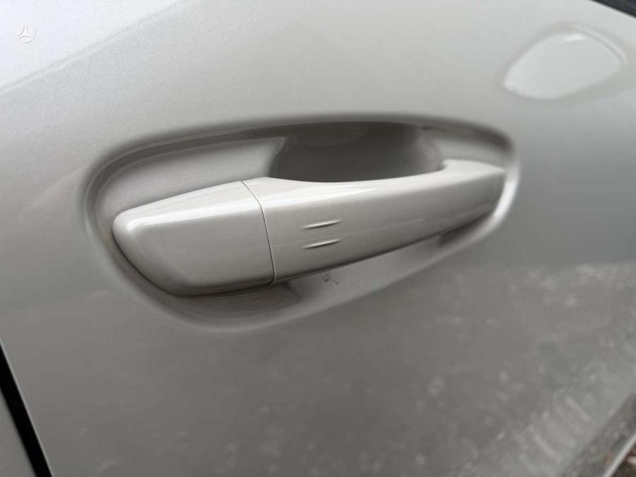 Grey Citroen Grand C4 SpaceToure 2021 in Kaunas, with an engine capacity of 1.50 L and mileage of 251 thousand km for 9300 €, photo 20 on AUTOMOTO.COM.LV