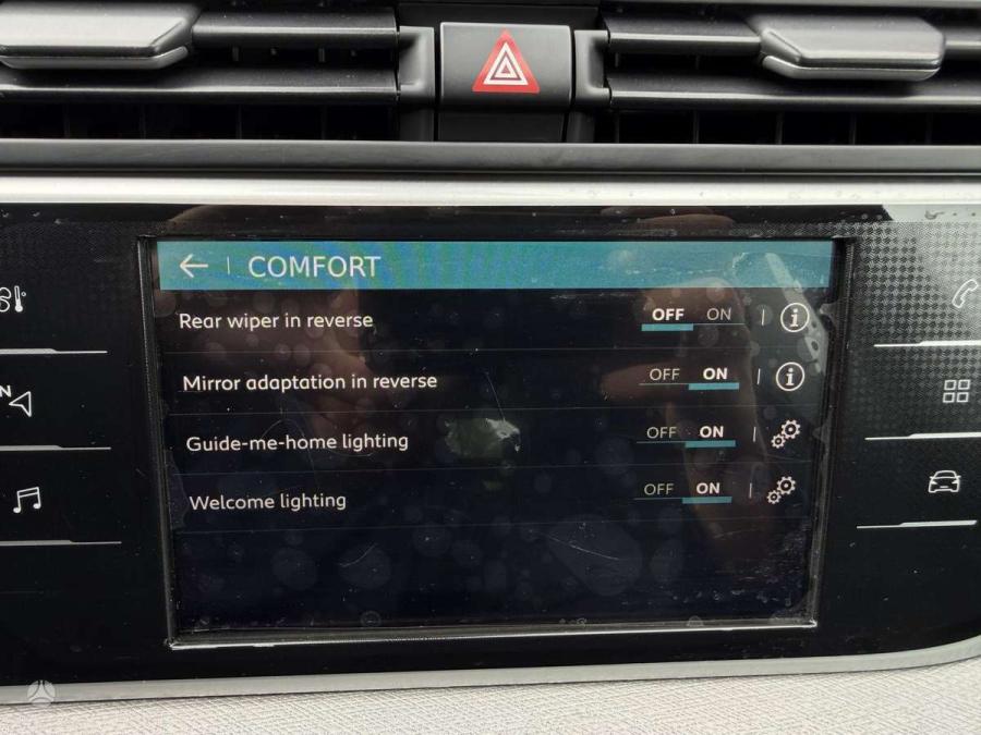 Grey Citroen Grand C4 SpaceToure 2021 in Kaunas, with an engine capacity of 1.50 L and mileage of 251 thousand km for 9300 €, photo 31 on AUTOMOTO.COM.LV