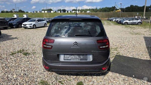 Pelēks Citroen Grand C4 SpaceToure 2021 Viļņa, ar dzinēja tilpumu 1.50 L un nobraukumu 161 tūkst. km par 11979 €, foto 4 vietnē AUTOMOTO.COM.LV