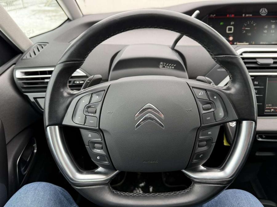 Pelēks Citroen Grand C4 SpaceToure 2022 Marijampole, ar dzinēja tilpumu 1.50 L un nobraukumu 180 tūkst. km par 13546 €, foto 33 vietnē AUTOMOTO.COM.LV