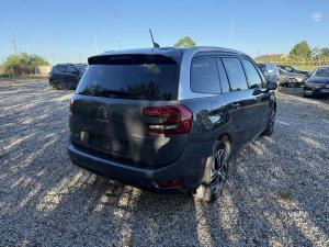 Pelēks Citroen Grand C4 SpaceToure 2022 Marijampole, ar dzinēja tilpumu 1.50 L un nobraukumu 147 tūkst. km par 12826 €, foto 5 vietnē AUTOMOTO.COM.LV