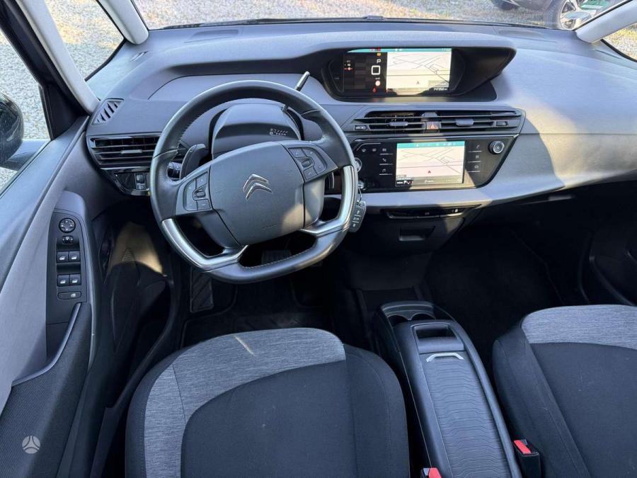Pelēks Citroen Grand C4 SpaceToure 2022 Marijampole, ar dzinēja tilpumu 1.50 L un nobraukumu 147 tūkst. km par 12826 €, foto 10 vietnē AUTOMOTO.COM.LV
