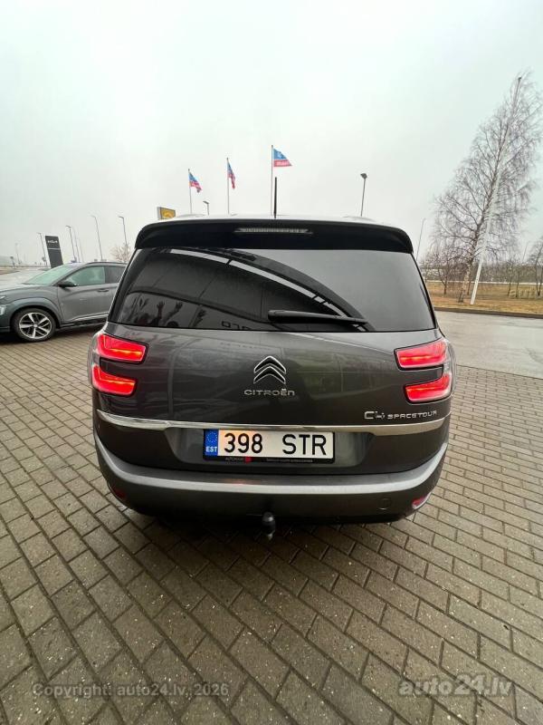 Grey Citroen Grand C4 SpaceToure 2019 in Tallinn, with an engine capacity of 2.00 L and mileage of 180 thousand km for 12500 €, photo 3 on AUTOMOTO.COM.LV