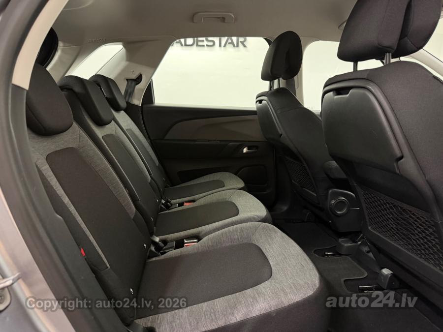 Серый Ситроен Grand C4 SpaceToure 2020 в Пярну, объемом двигателя 1.50 л и пробегом 173 тыс. км за 9990 €, фото 13 на AUTOMOTO.COM.LV