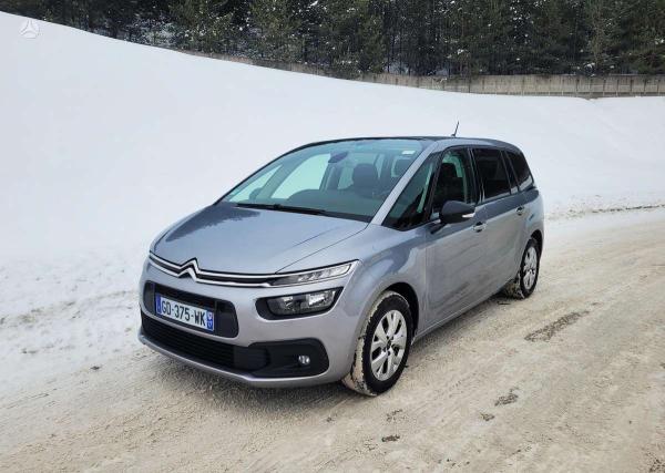Grey Citroen Grand C4 SpaceToure 2021 in Vilnius, with an engine capacity of 1.50 L and mileage of 179 thousand km for 10770 €, photo 1 on AUTOMOTO.COM.LV