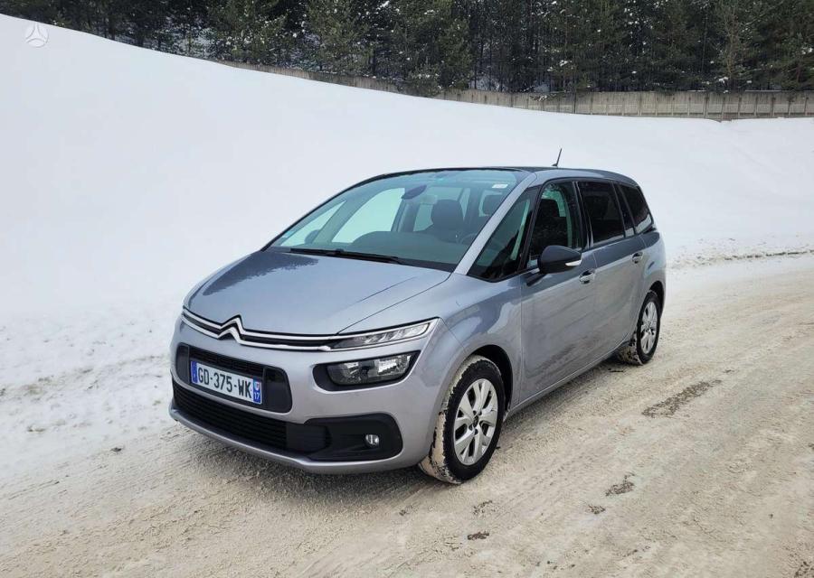 Pelēks Citroen Grand C4 SpaceToure 2021 Viļņa, ar dzinēja tilpumu 1.50 L un nobraukumu 179 tūkst. km par 10770 €, foto 1 vietnē AUTOMOTO.COM.LV