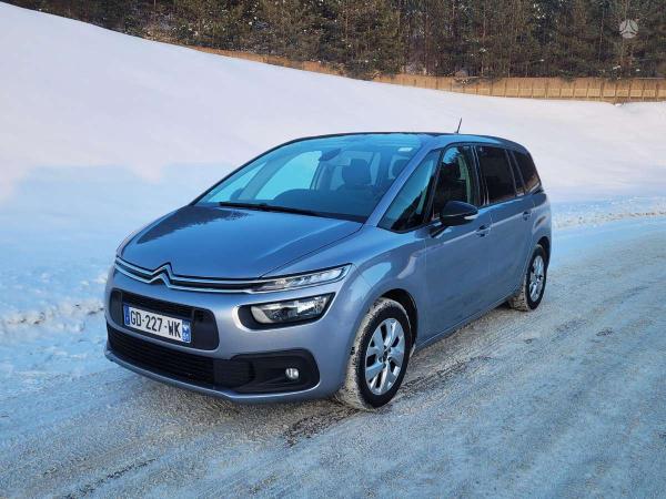Grey Citroen Grand C4 SpaceToure 2021 in Vilnius, with an engine capacity of 1.50 L and mileage of 174 thousand km for 11495 €, photo 1 on AUTOMOTO.COM.LV