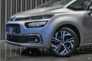 Citroen Grand C4 SpaceToure 2019 Marijampole, ar dzinēja tilpumu 1.20 L un nobraukumu 115 tūkst. km par 8650 €, foto 6 vietnē AUTOMOTO.COM.LV