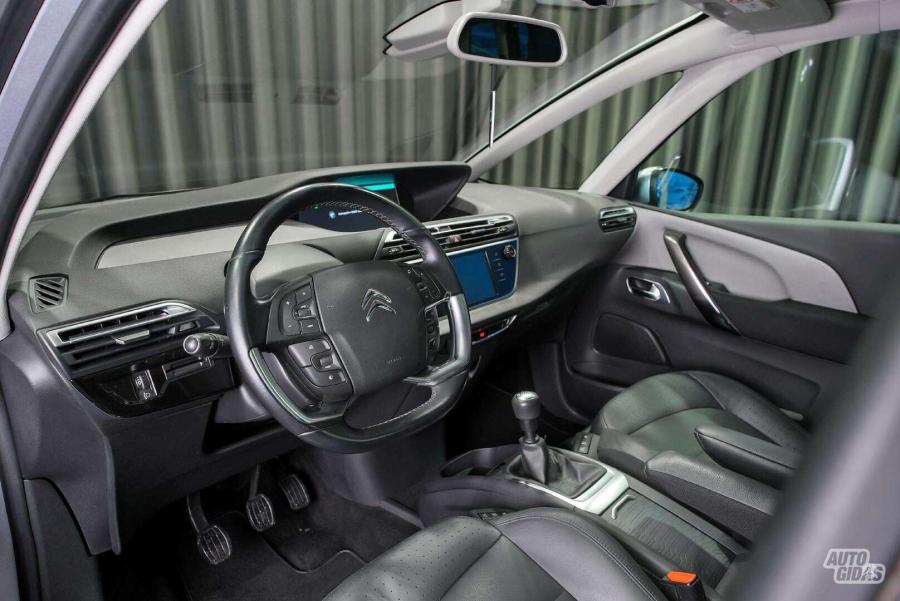 Citroen Grand C4 SpaceToure 2019 Marijampole, ar dzinēja tilpumu 1.20 L un nobraukumu 115 tūkst. km par 8650 €, foto 23 vietnē AUTOMOTO.COM.LV