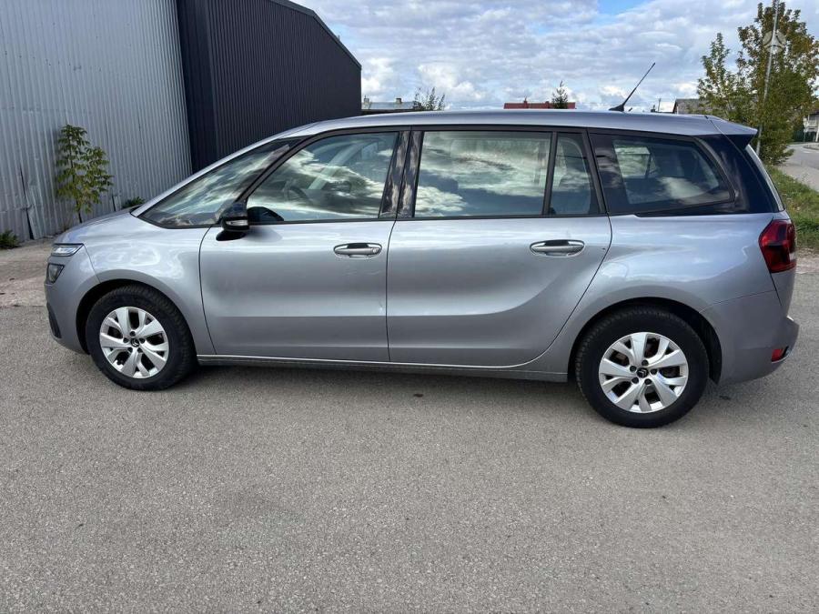 Citroen Grand C4 SpaceToure 2022 in Taurage, with an engine capacity of 1.50 L and mileage of 167 thousand km for 8300 €, photo 9 on AUTOMOTO.COM.LV