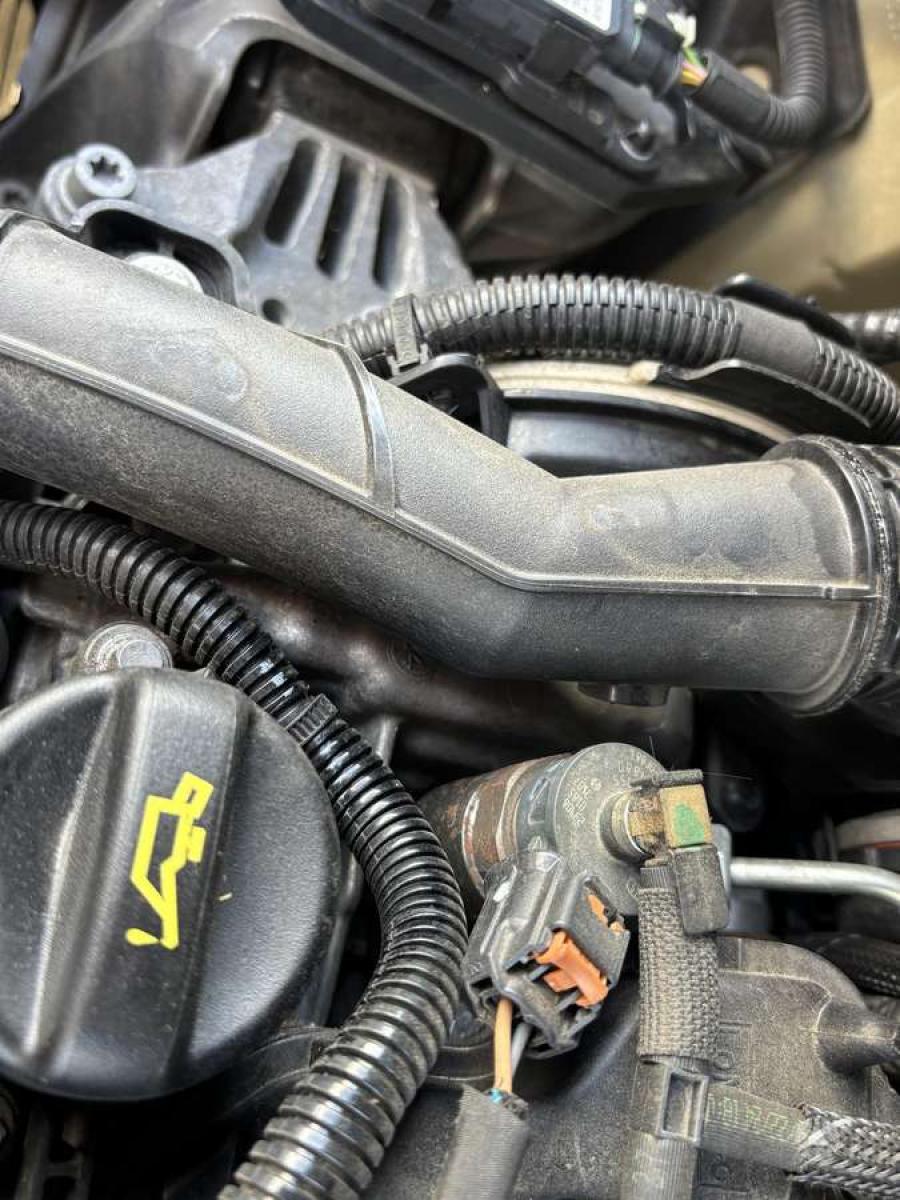 Citroen Grand C4 SpaceToure 2022 in Taurage, with an engine capacity of 1.50 L and mileage of 167 thousand km for 8300 €, photo 23 on AUTOMOTO.COM.LV